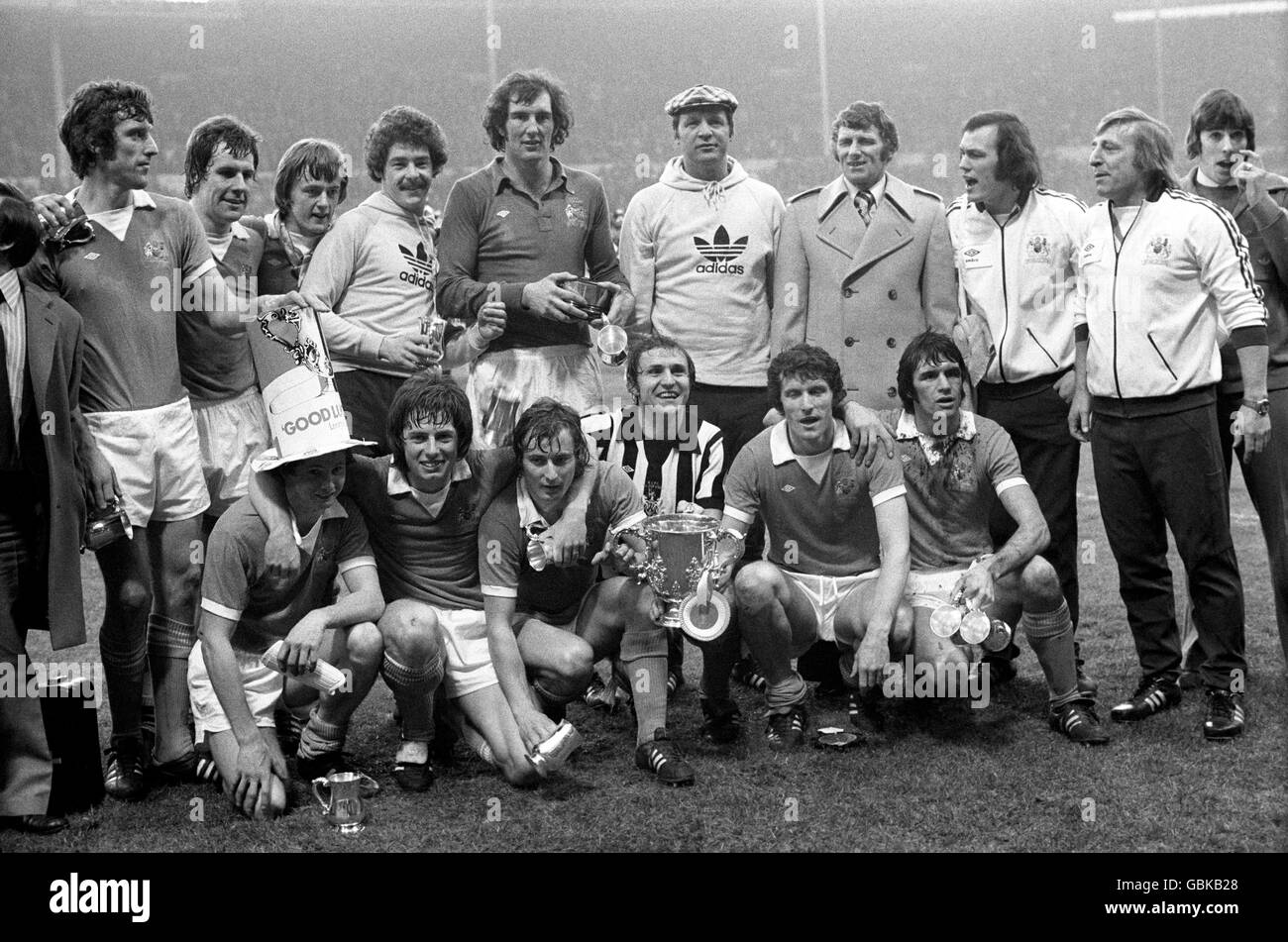 Manchester city celebrate Black and White Stock Photos & Images - Alamy