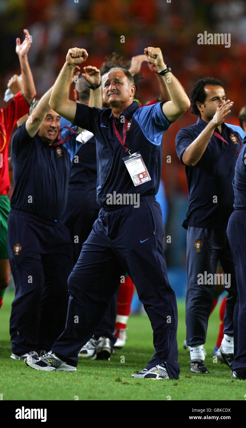 Coach portugals hi-res stock photography and images - Alamy