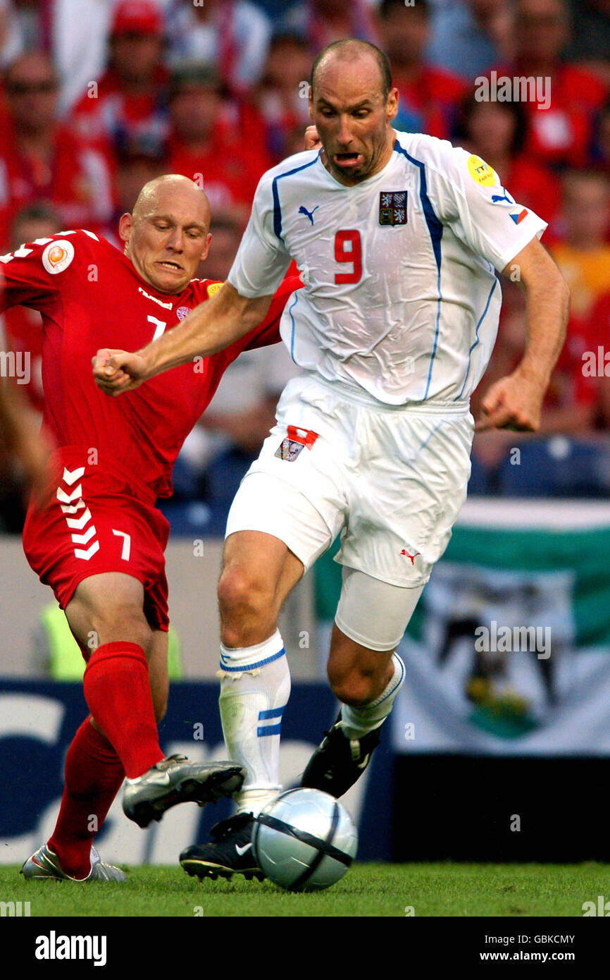 Thomas gravesen euro 2004 hi-res stock photography and images - Alamy