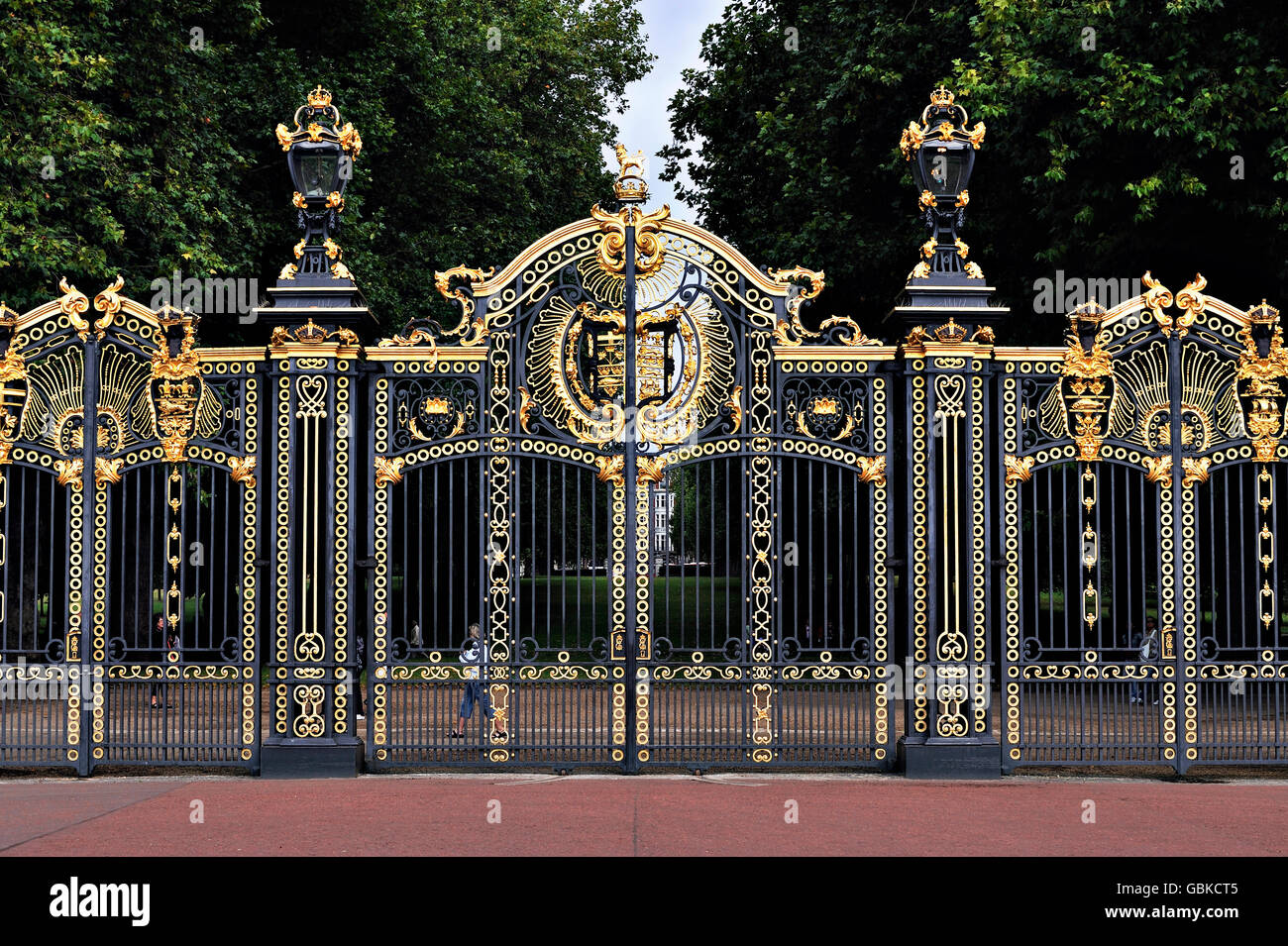 Canada Gate, leading into Green Park, London, England, United Kingdom ...