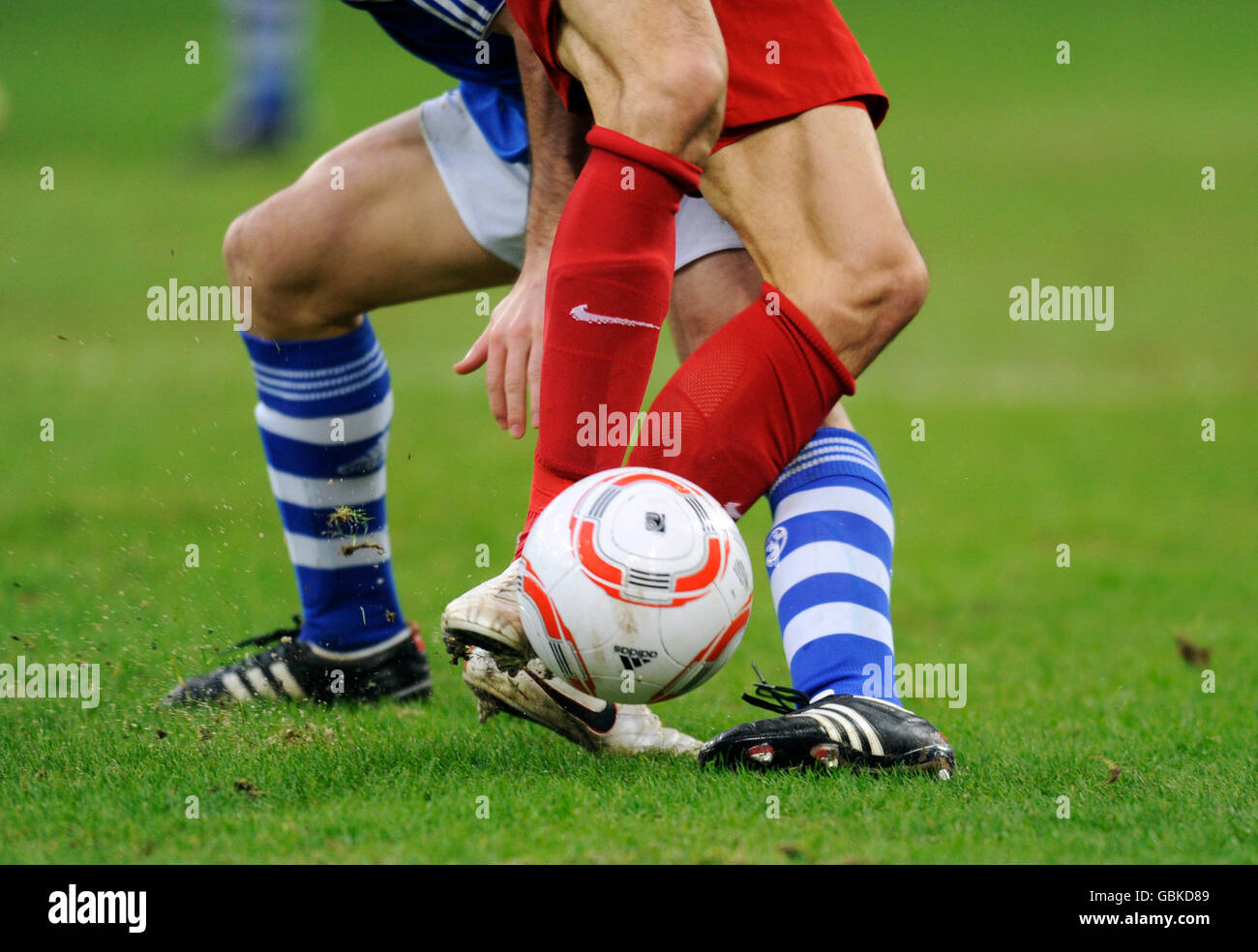 Footballers legs hi-res stock photography and images - Alamy