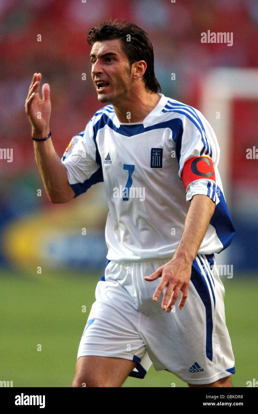 Football euro 2004 top half stock decision hi-res stock photography and ...