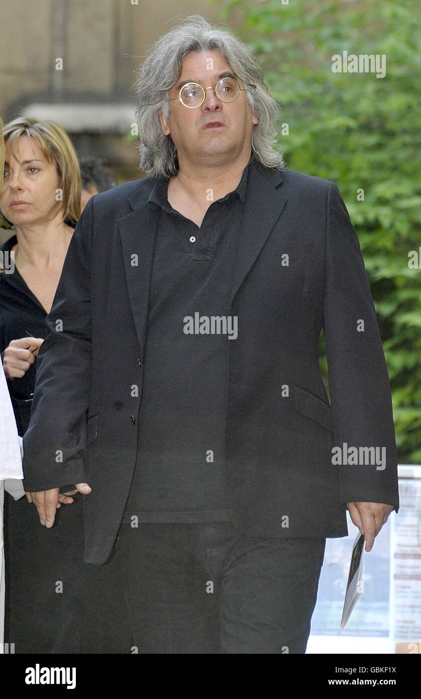 Sir Clement Freud funeral Stock Photo - Alamy
