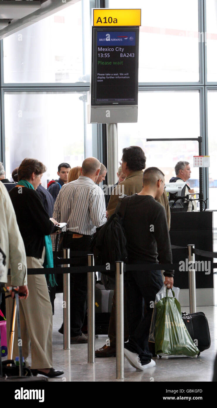 Swine flu airport h1n1 hi-res stock photography and images - Alamy