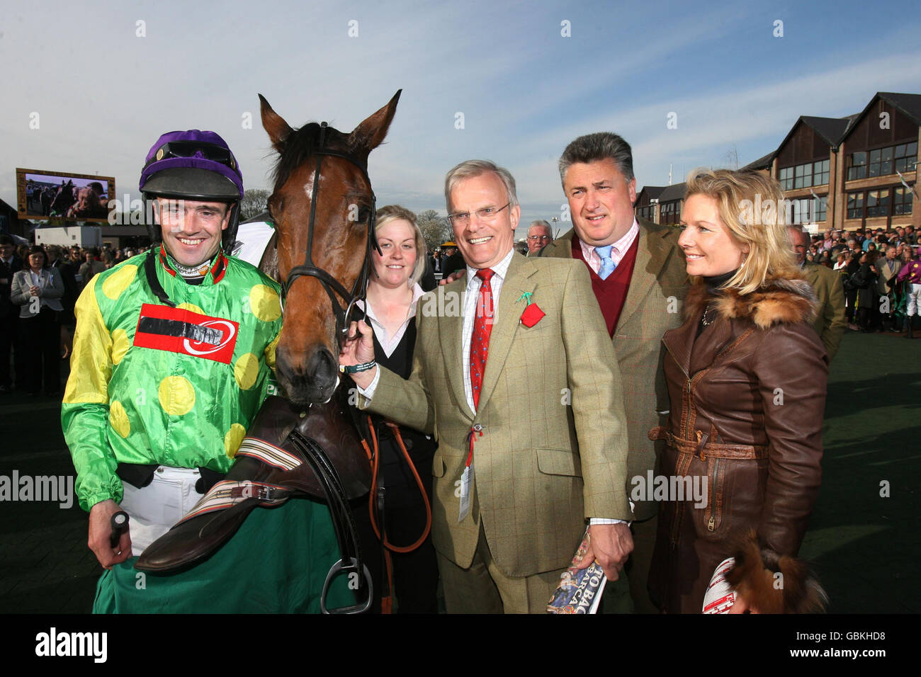 Victorious jockey Ruby Walsh with Master Minded, Hannah Roche, Clive ...