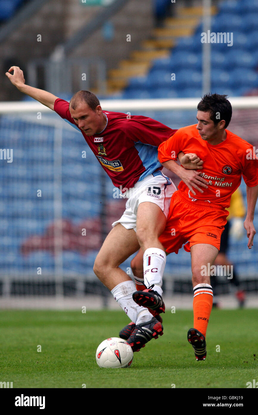 Burnley's Ryan Townsend (l) and Dundee United's Stephen O'Donnell (r ...