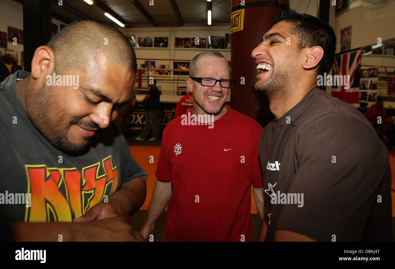 Boxing manny pacquiao training session iba gym hi-res stock photography ...