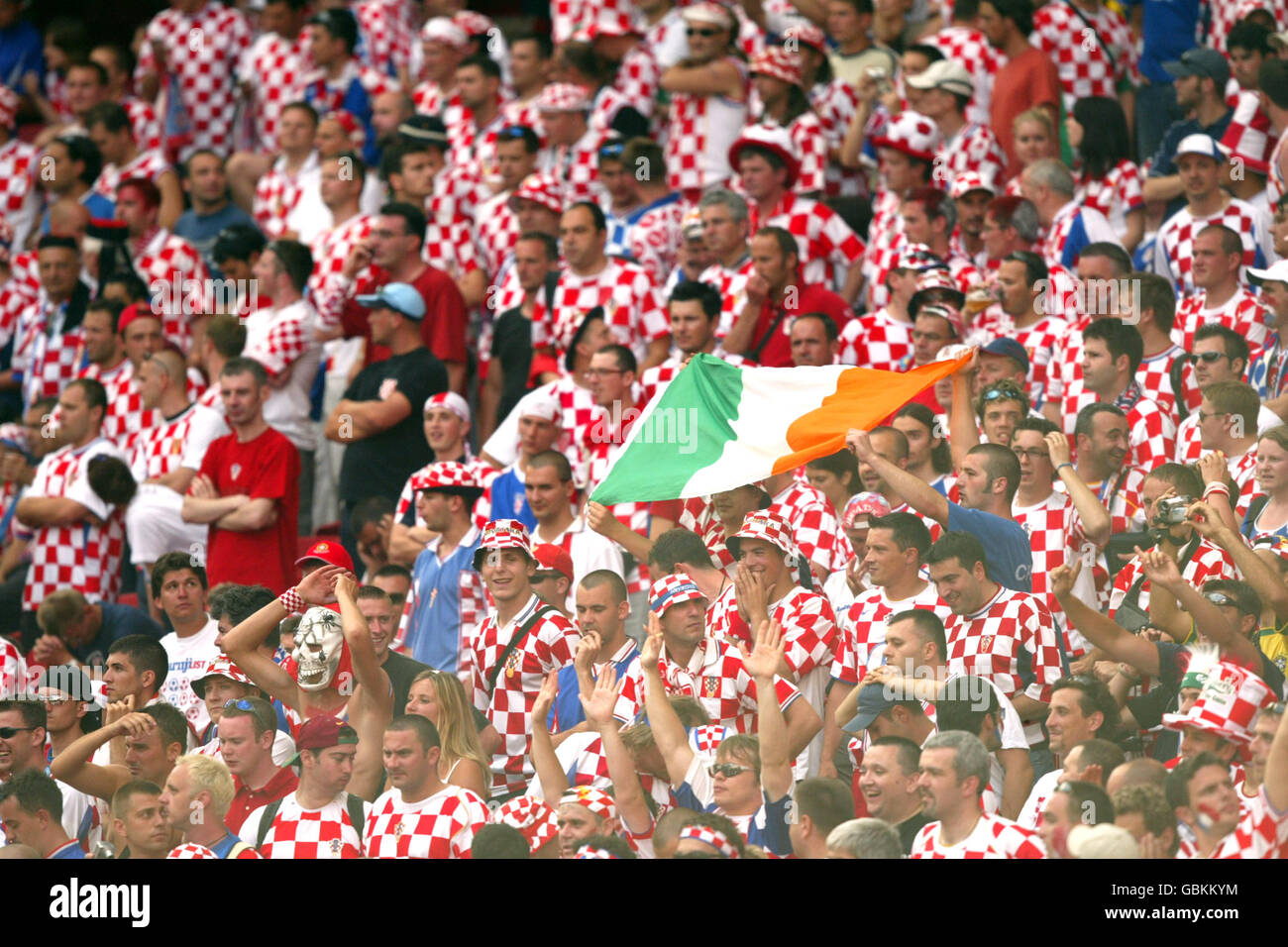 Soccer - UEFA European Championship 2004 - Group B - Croatia v England ...