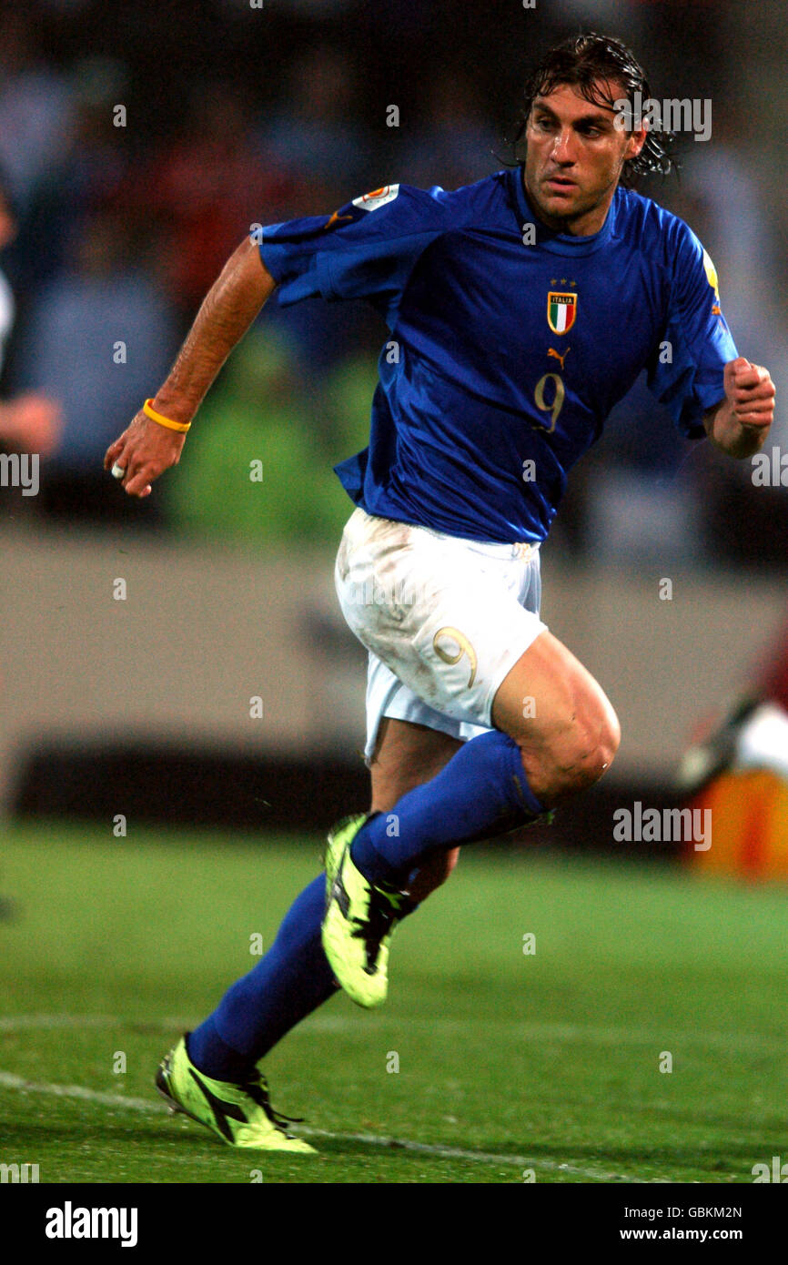 Soccer - UEFA European Championship 2004 - Group C - Italy v Bulgaria ...