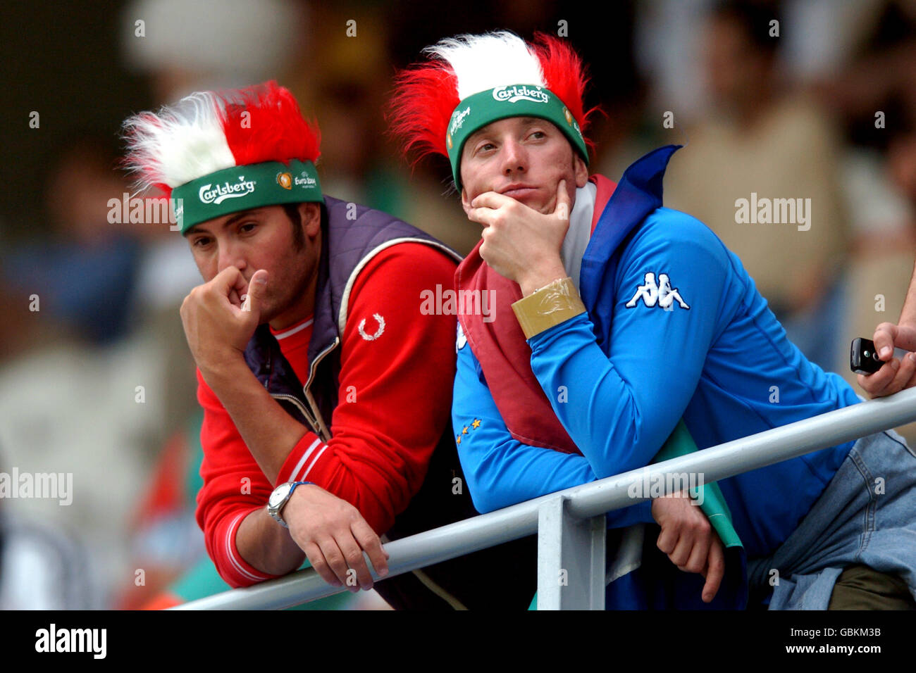 Soccer uefa european championship 2004 group c italy v bulgaria hi-res ...