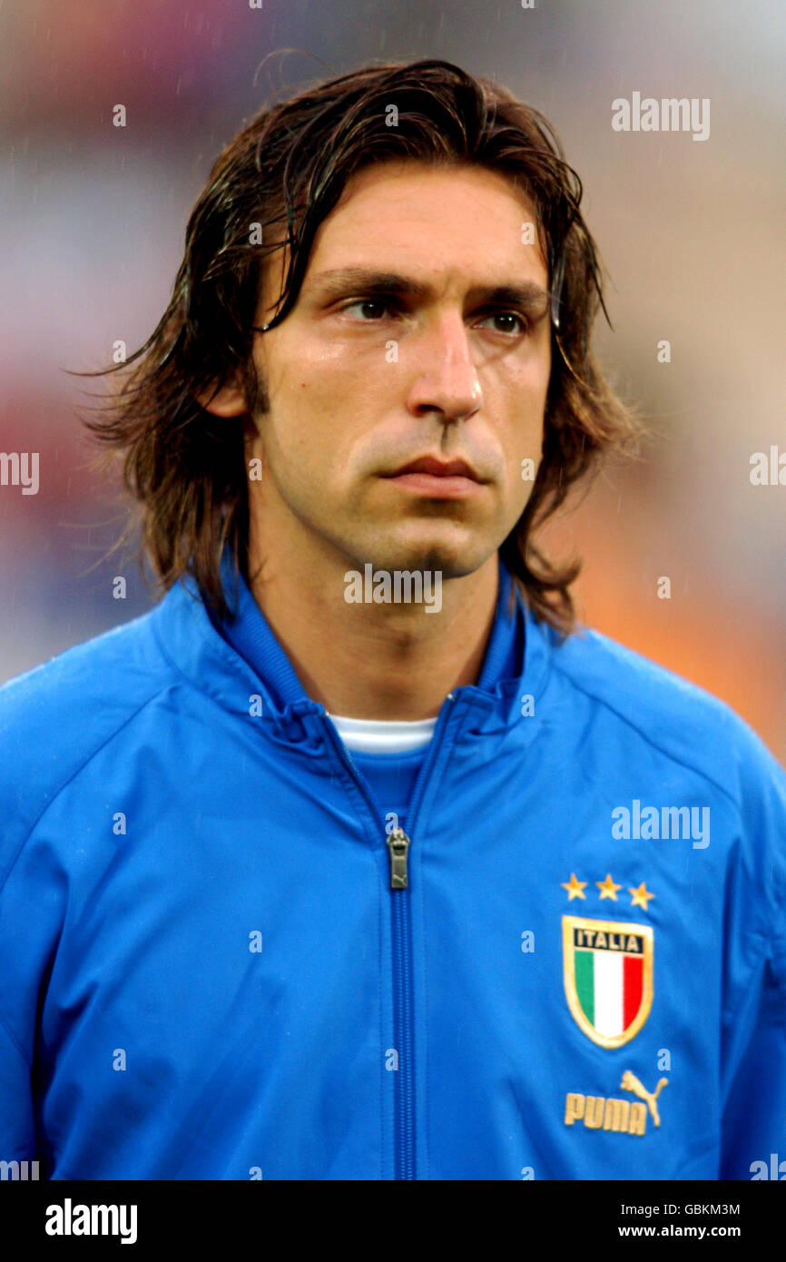 Soccer uefa european championship 2004 group c italy v bulgaria hi-res ...