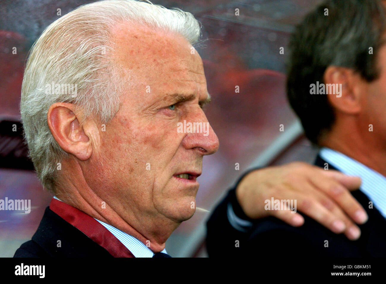 Soccer - UEFA European Championship 2004 - Group C - Italy v Bulgaria ...