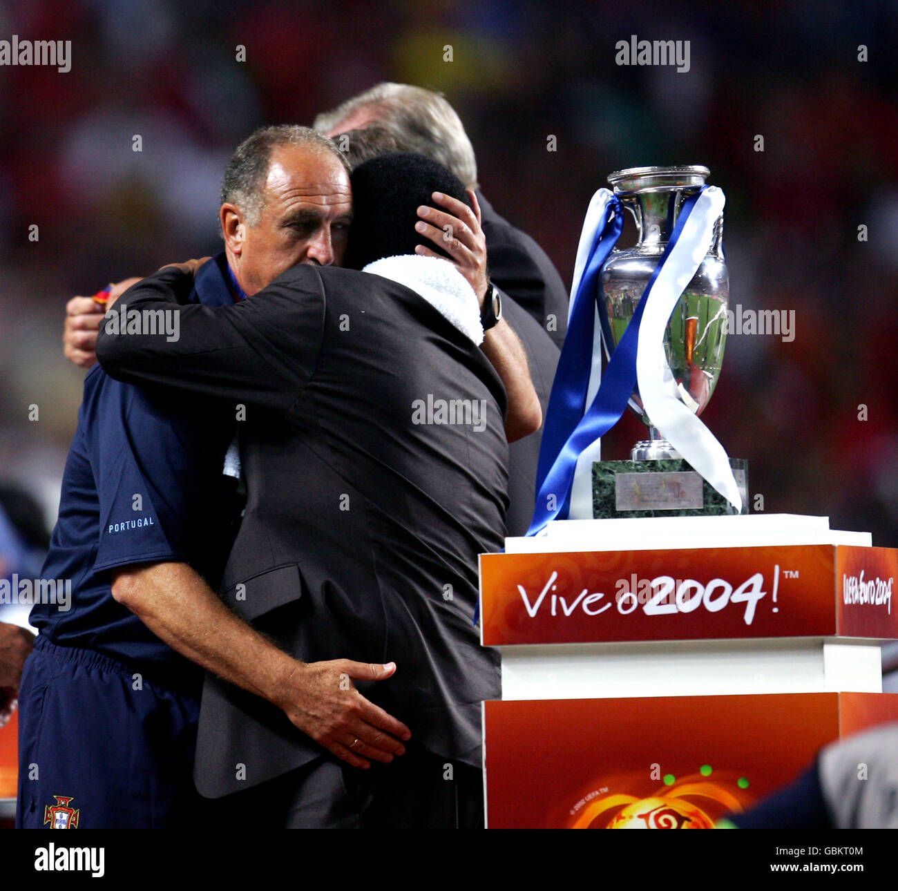Soccer uefa european championship 2004 final portugal v greece hi-res ...