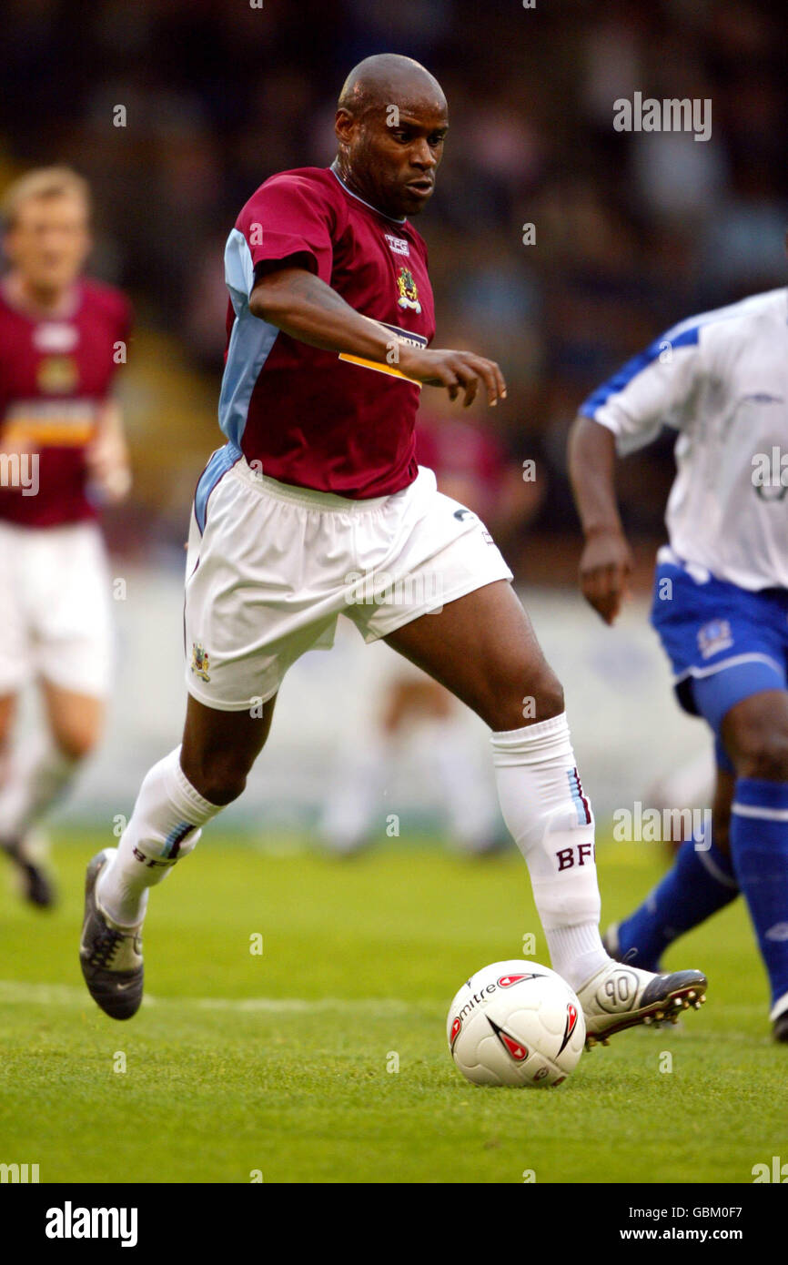 Football Frank Sinclair High Resolution Stock Photography and Images ...