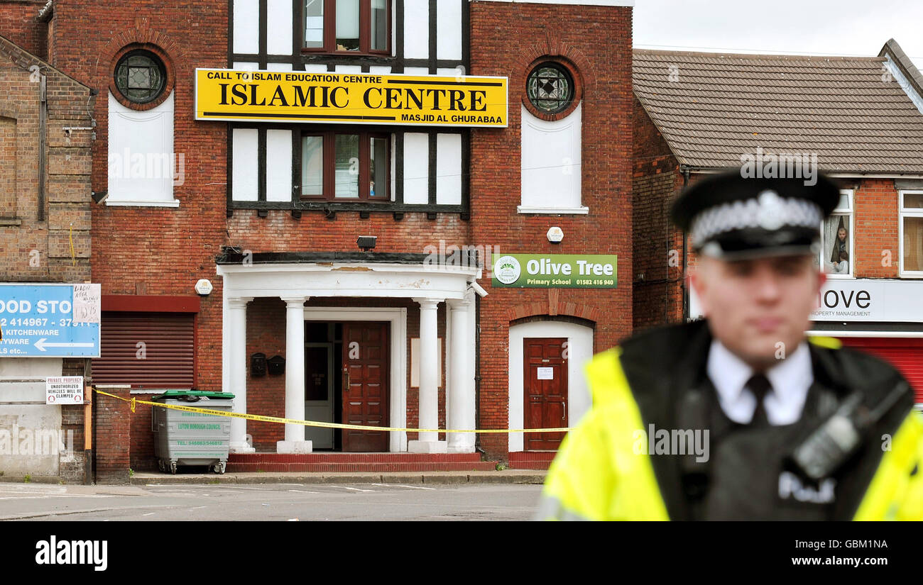 Police outside islamic centre england hi-res stock photography and ...