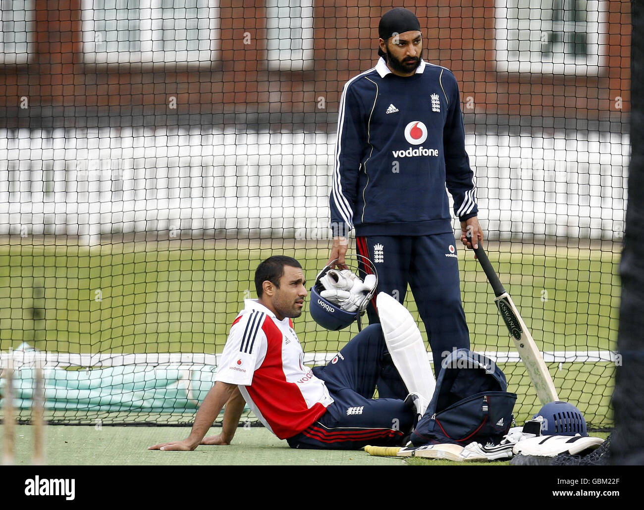 Englands monty panesar practice hi-res stock photography and images - Alamy