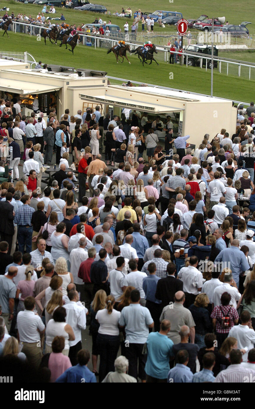 Horse Racing - Epsom Races Stock Photo - Alamy