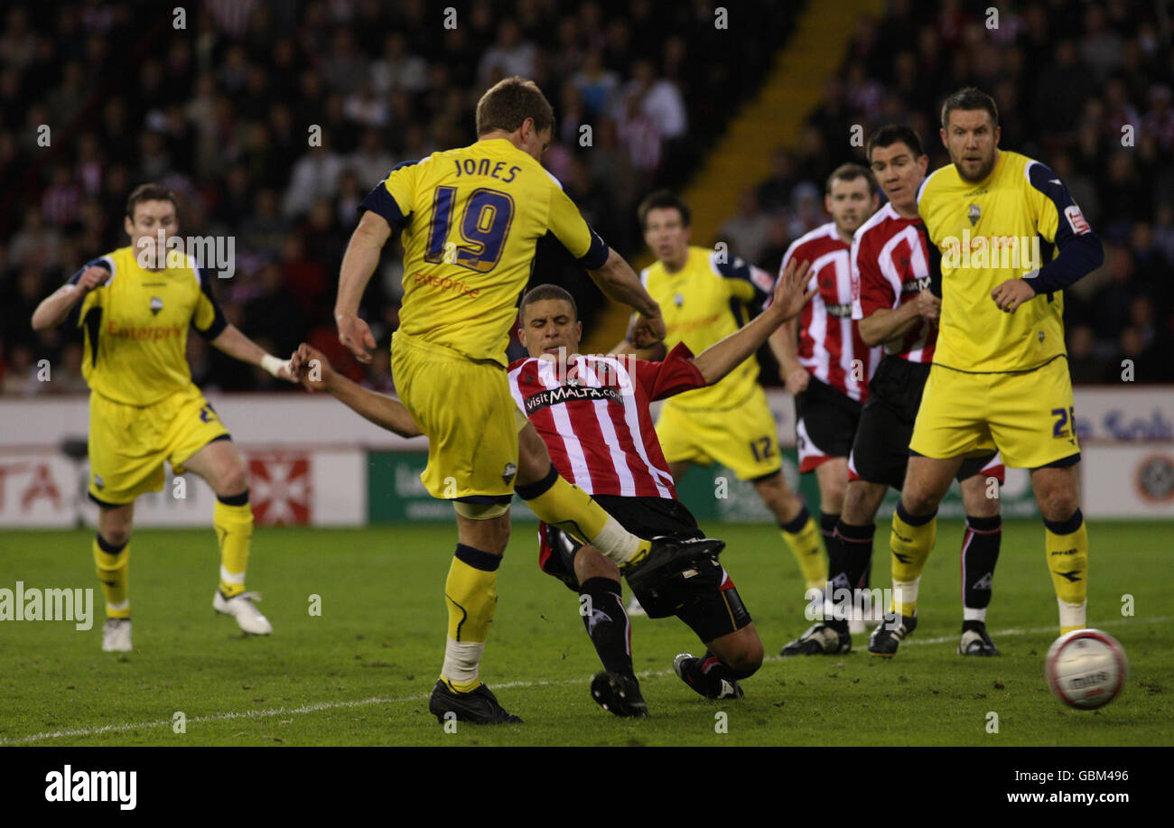 Football howard jones hi-res stock photography and images - Alamy