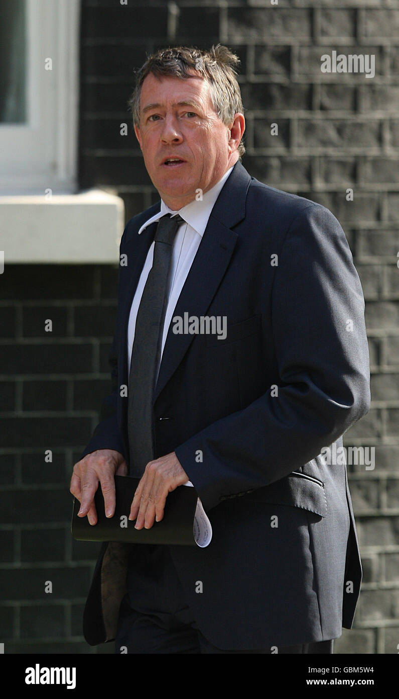 John denham minister hi-res stock photography and images - Alamy