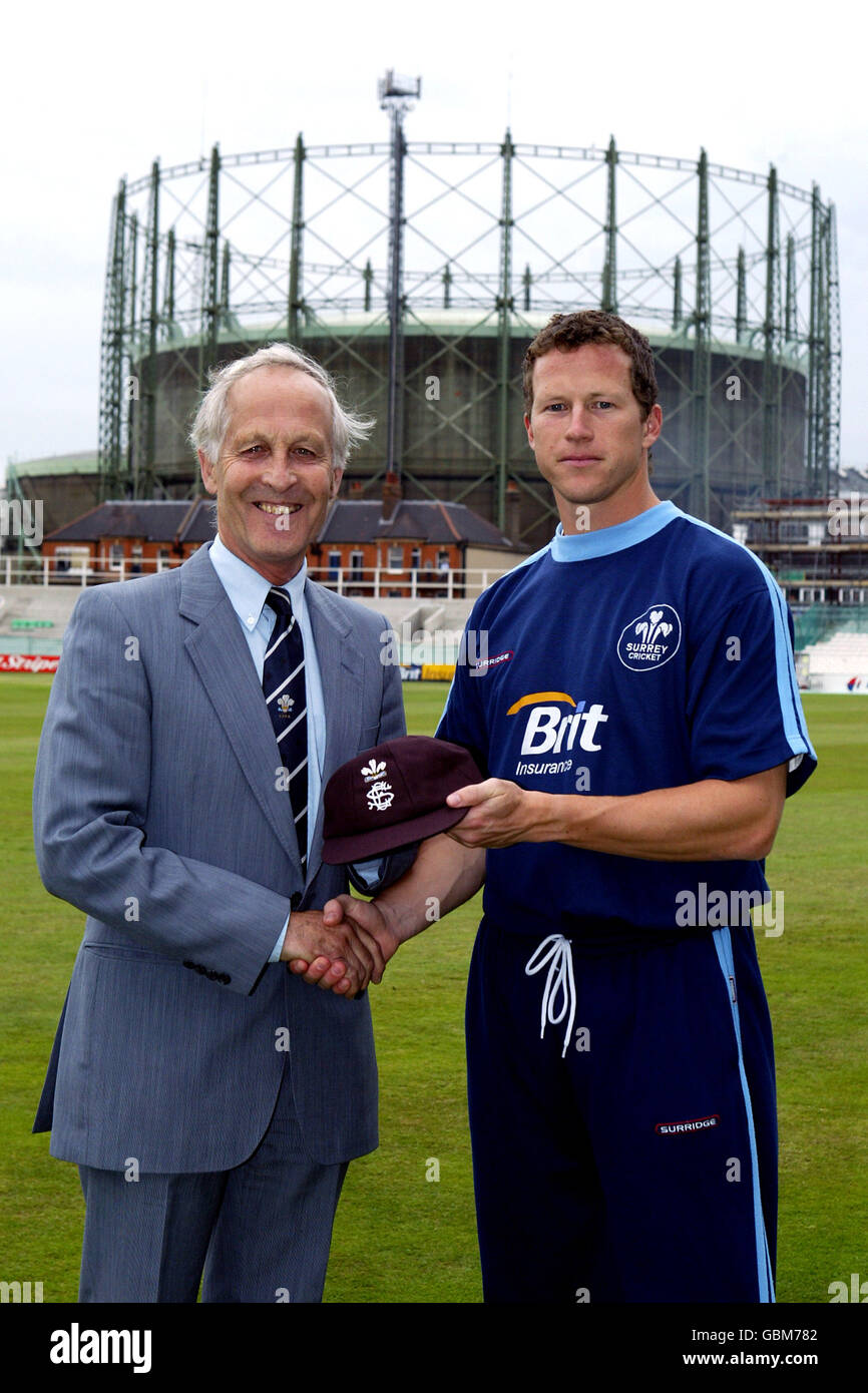Former surrey captain hi-res stock photography and images - Alamy