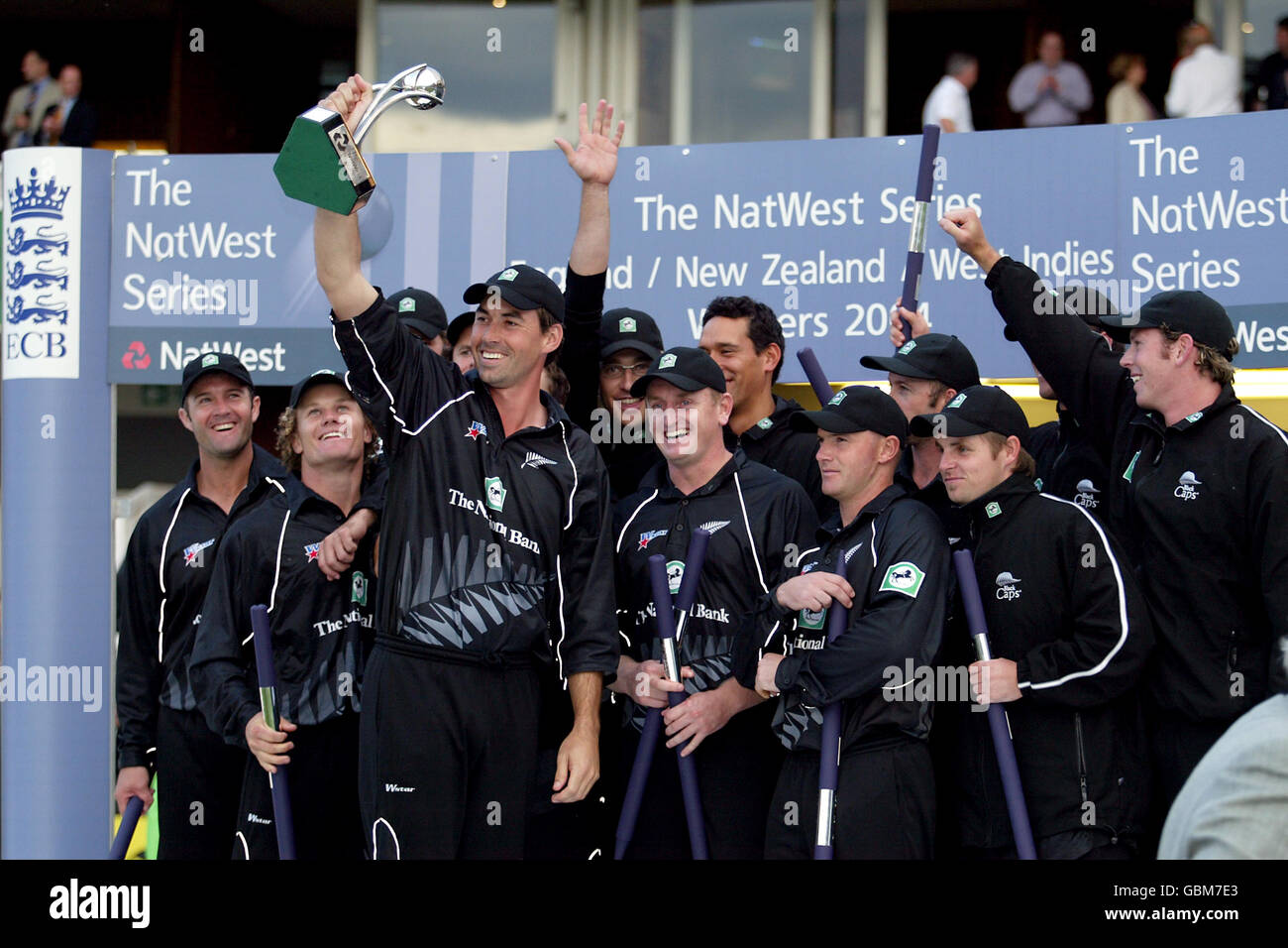 Captain new zealand cricket team hi-res stock photography and images ...