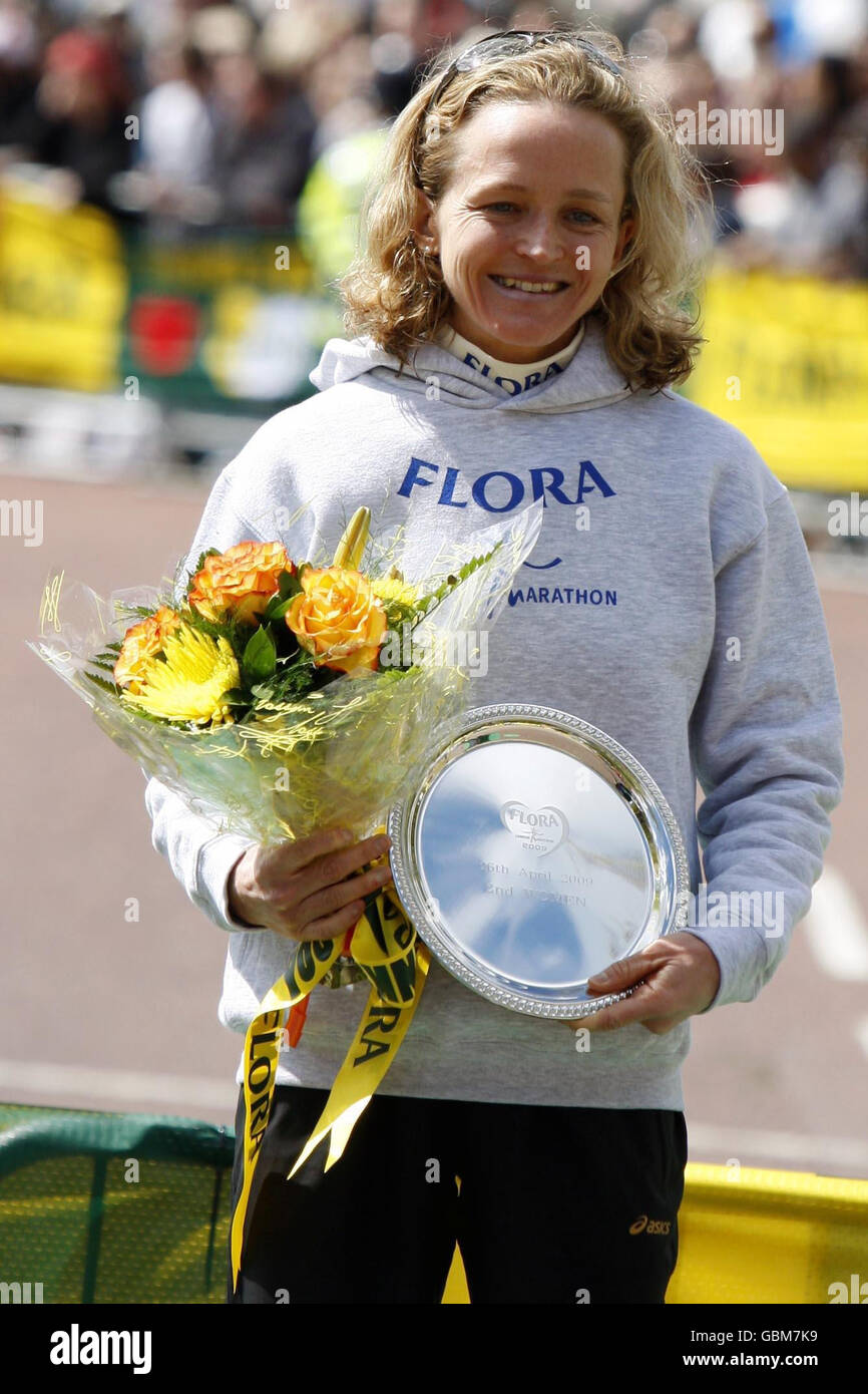 Great Britain Mara Yamauchi celebrates finishing second in the women's ...