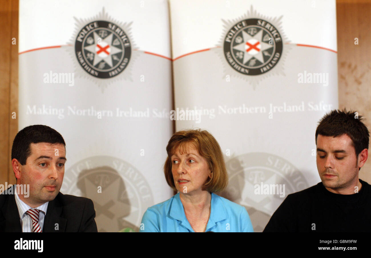 (left to right) DCI Jonathan Robert with the wife of Geoff Kerr, Sally ...