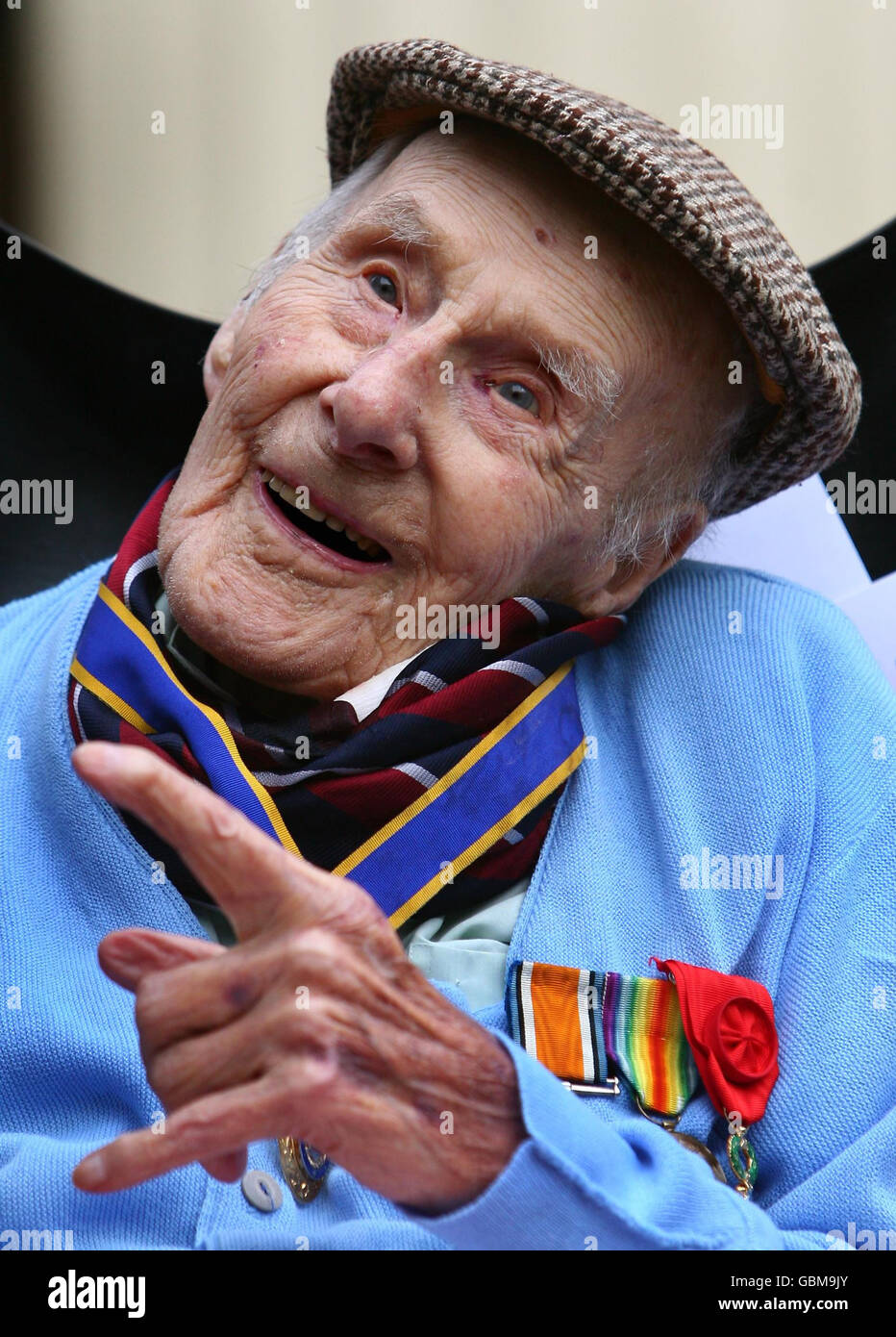 Henry Allingham waves goodbye after being made an Honorary Freeman of ...