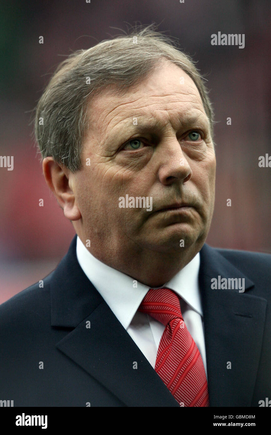 Arsenal v sunderland pride park hi-res stock photography and images - Alamy
