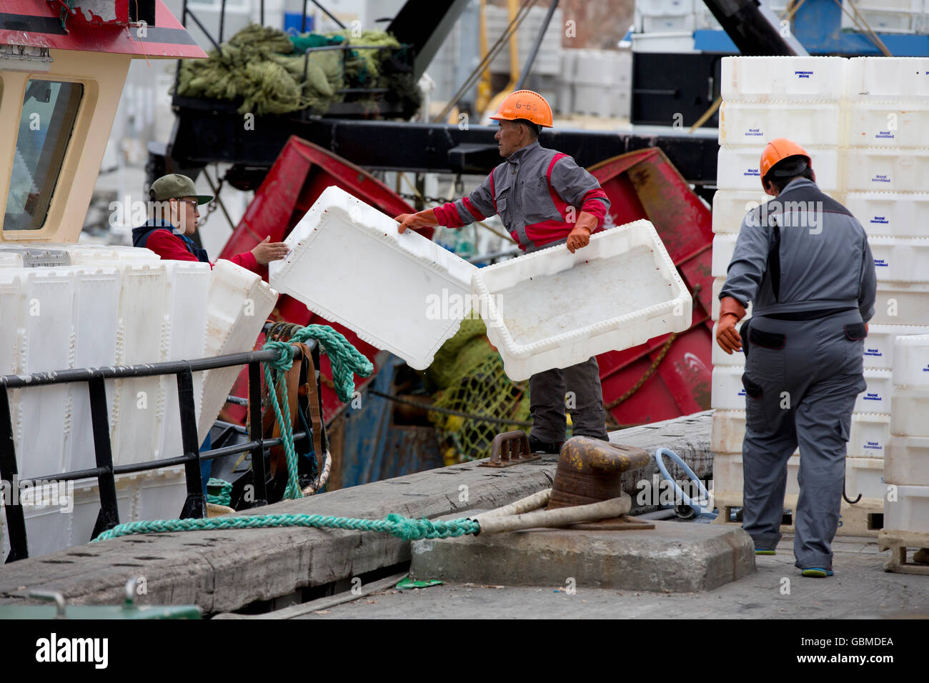 Port workers hi-res stock photography and images - Alamy