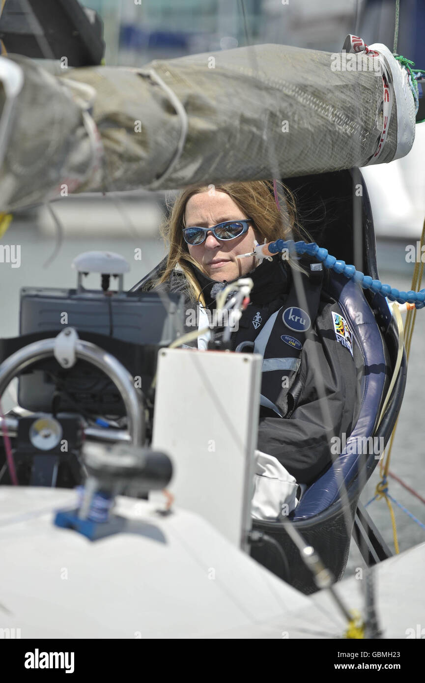 Disabled sailor hi-res stock photography and images - Alamy