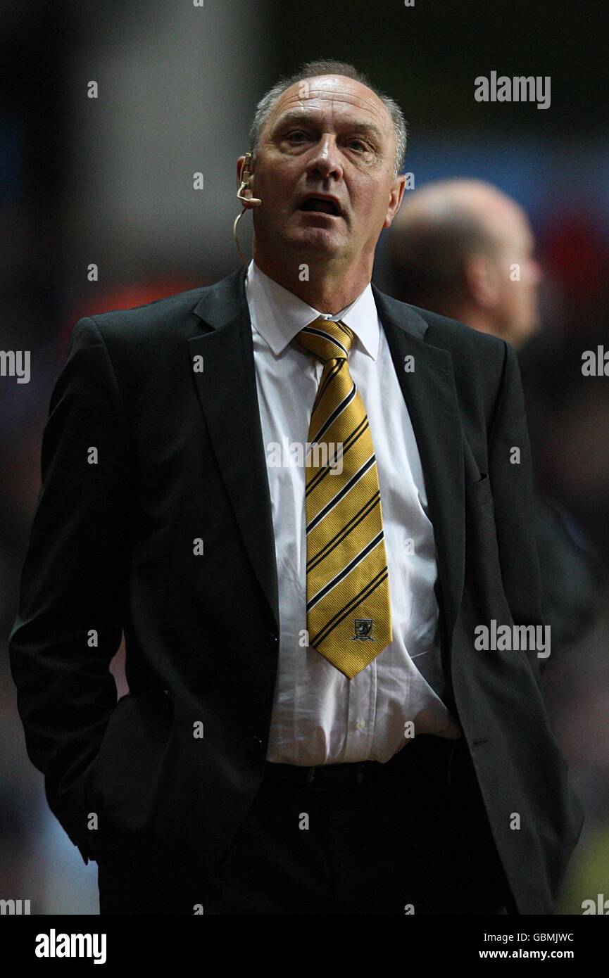 Soccer brian horton hi-res stock photography and images - Alamy