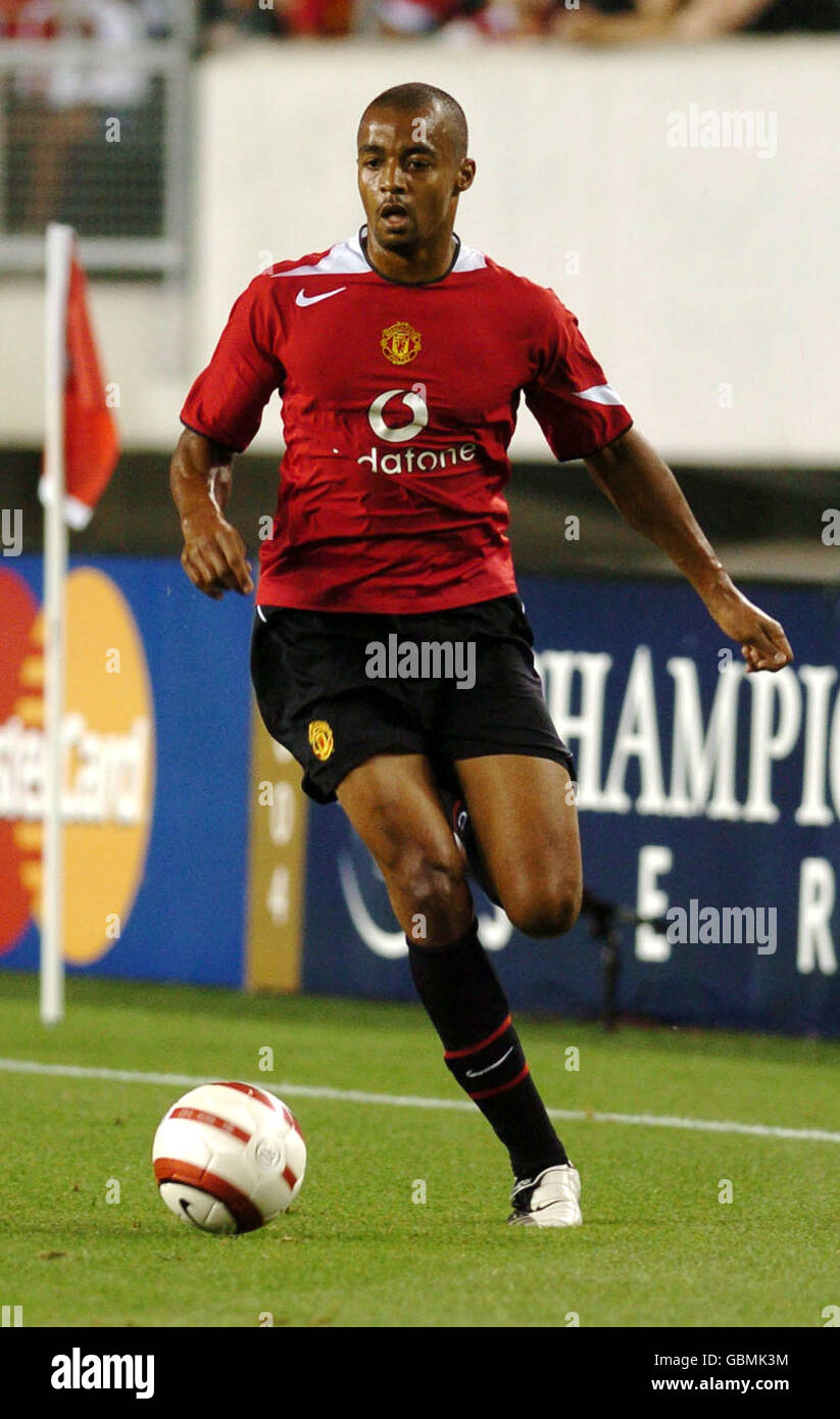 Soccer - ChampionsWorld Series 2004 - Celtic v Manchester United Stock ...