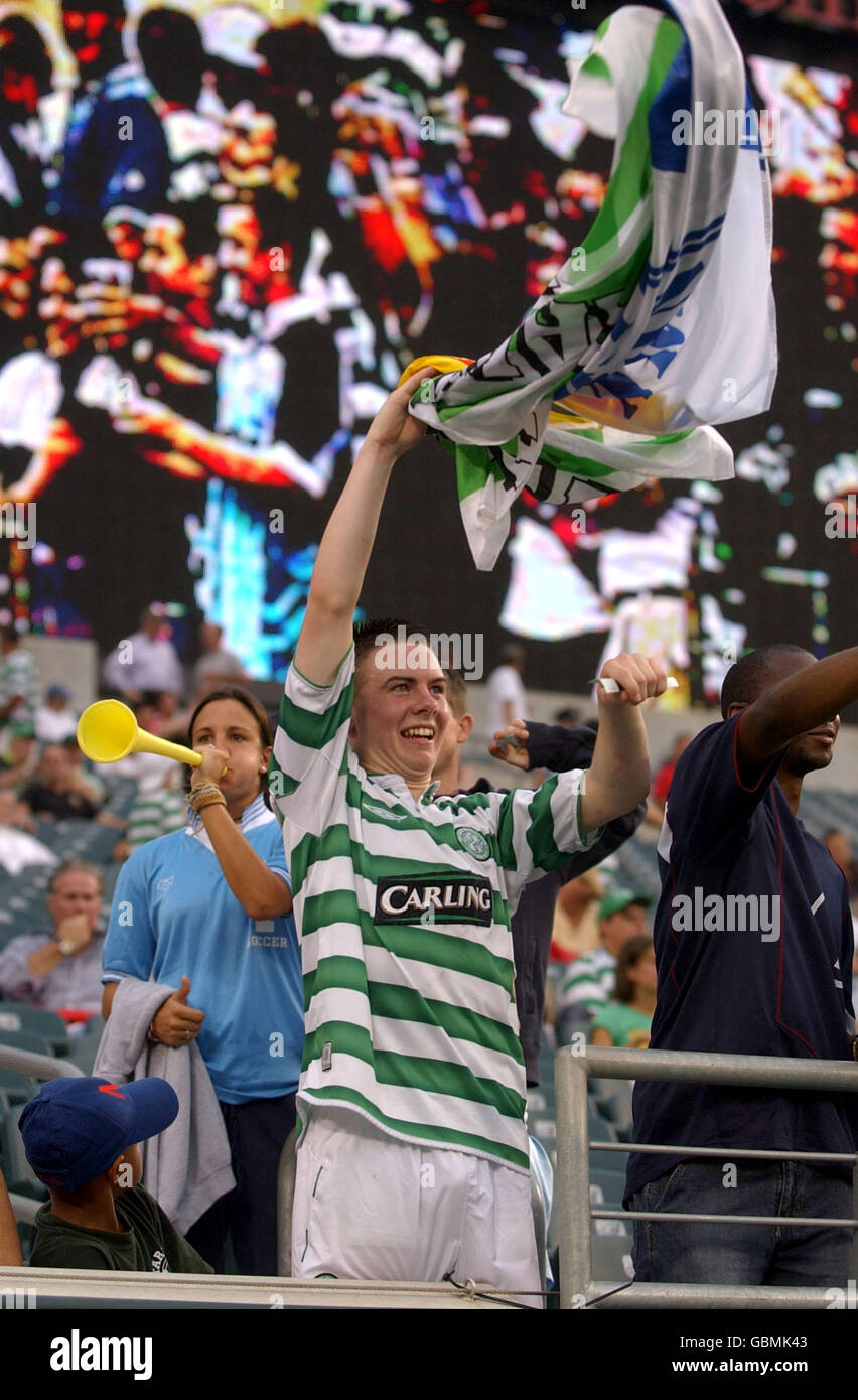 Manchester united team 2004 hi-res stock photography and images - Alamy