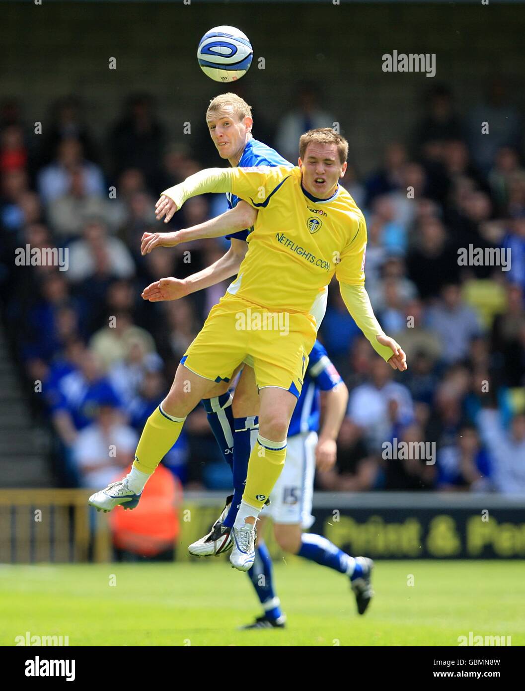 Leeds United's Neil Kilkenny (right) and Millwall's Marc Laird battle ...