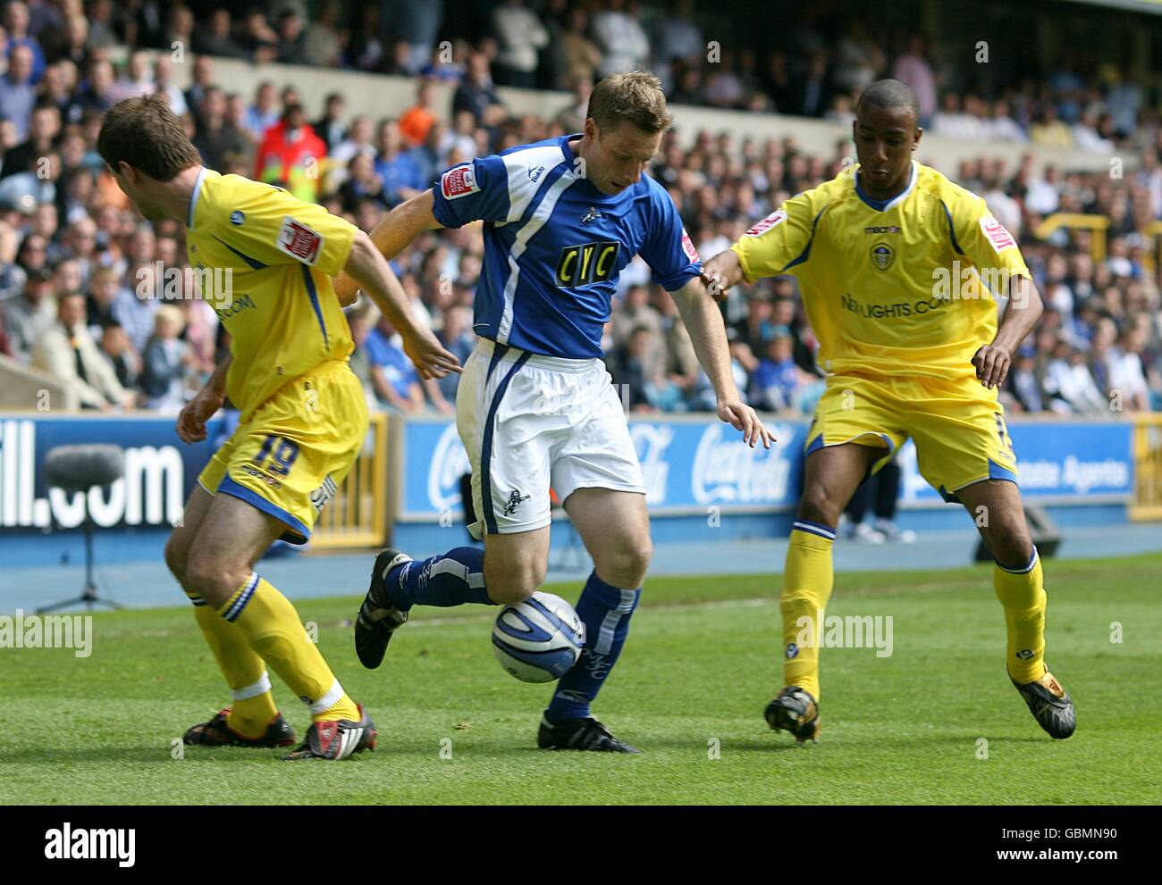 Leeds united defence hi-res stock photography and images - Alamy