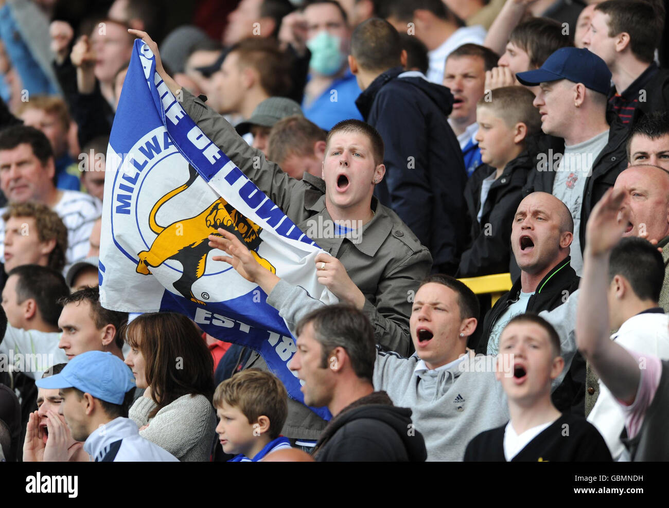 Millwall fans flag football hi-res stock photography and images - Alamy