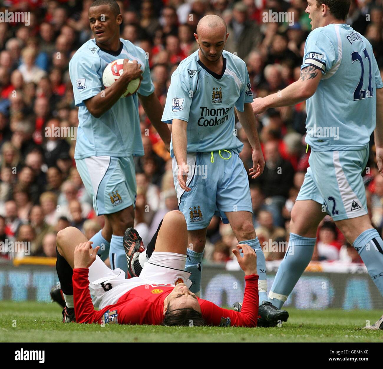 Ronaldo manchester united free kick hi-res stock photography and images ...