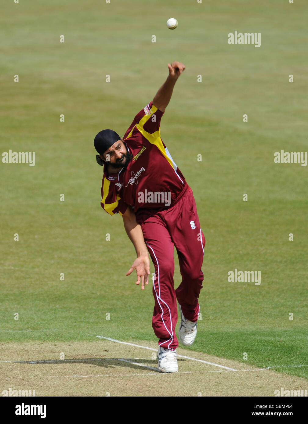 Northants steelbacks monty panesar hi-res stock photography and images ...