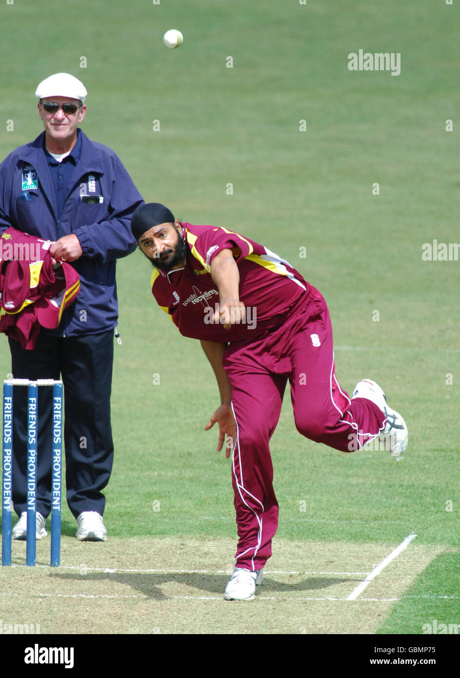 Northants steelbacks monty panesar hi-res stock photography and images ...