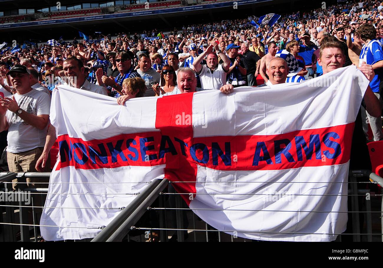 Soccer - FA Vase - Final - Glossop North End v Whitley Bay - Wembley ...