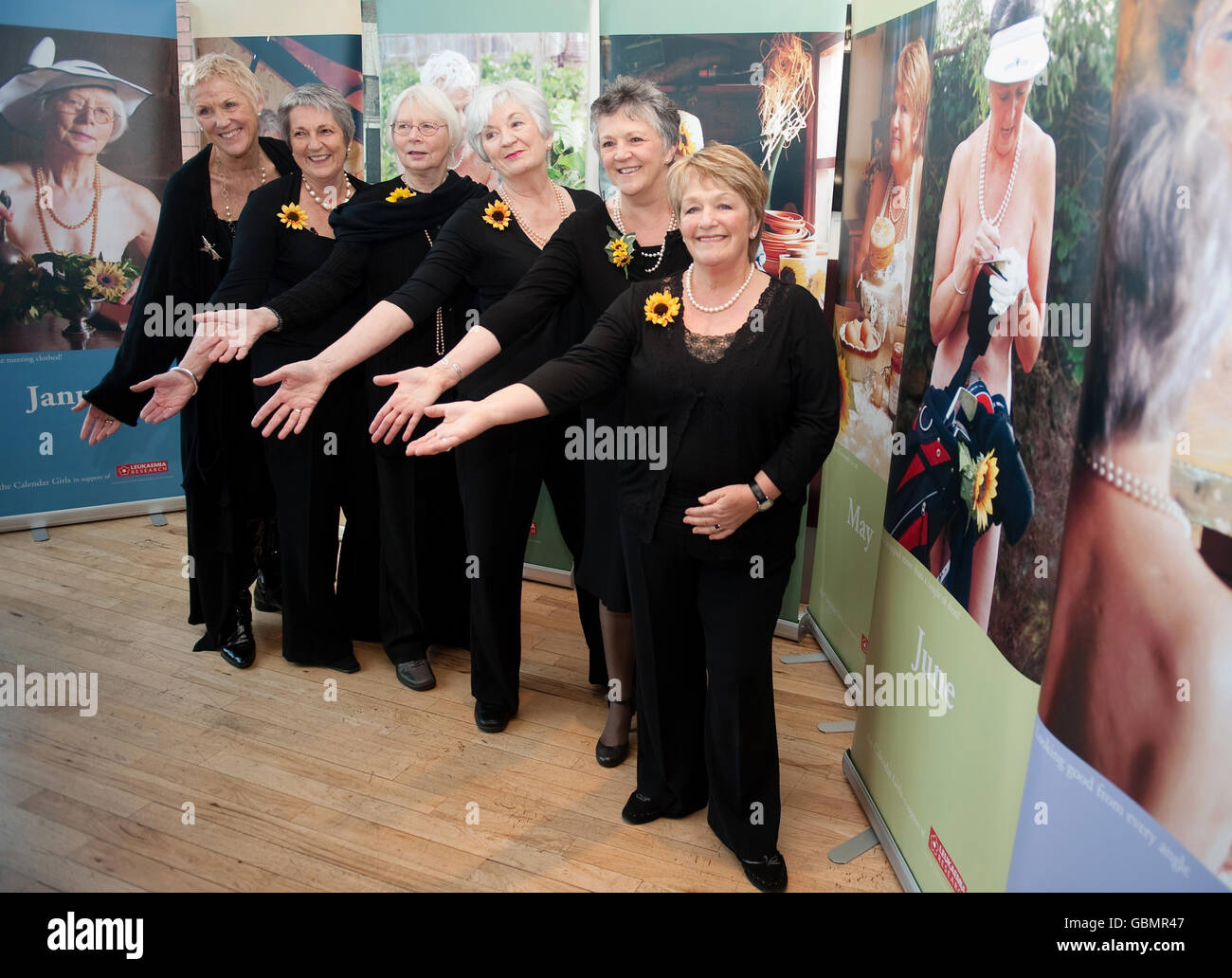 The calendar girls from left to right tricia stewart hi-res stock ...