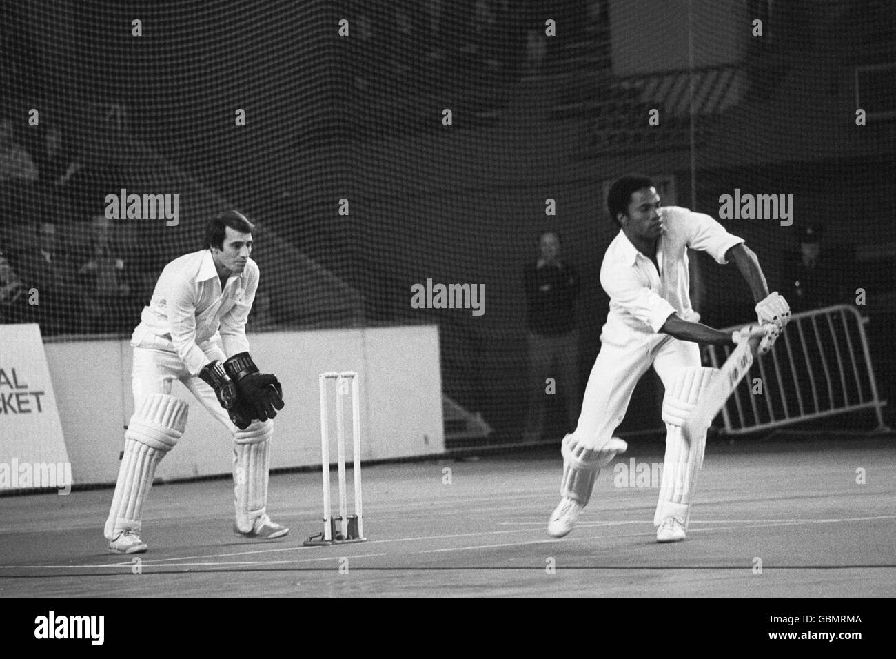 Double wicket hi-res stock photography and images - Alamy