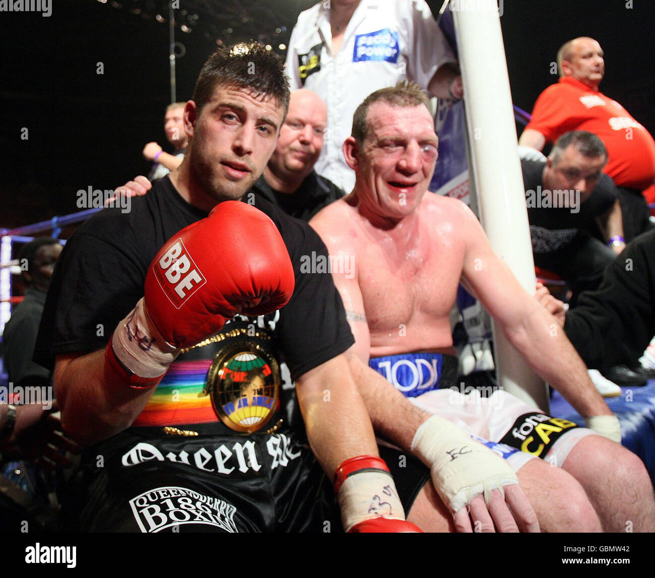 England's Sam Sexton (left) celebrates his victory over Ireland's ...