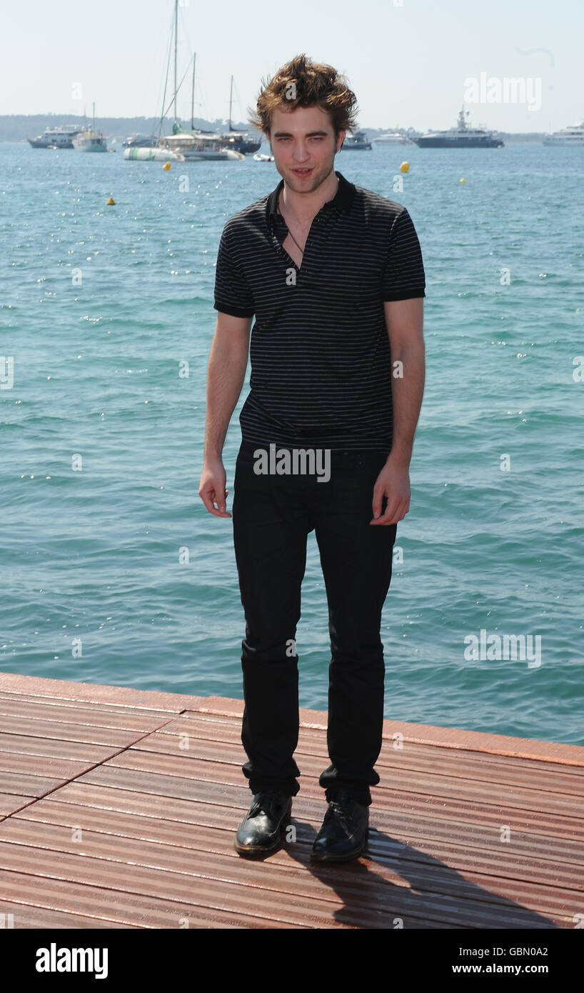 Robert pattinson model hi-res stock photography and images - Alamy