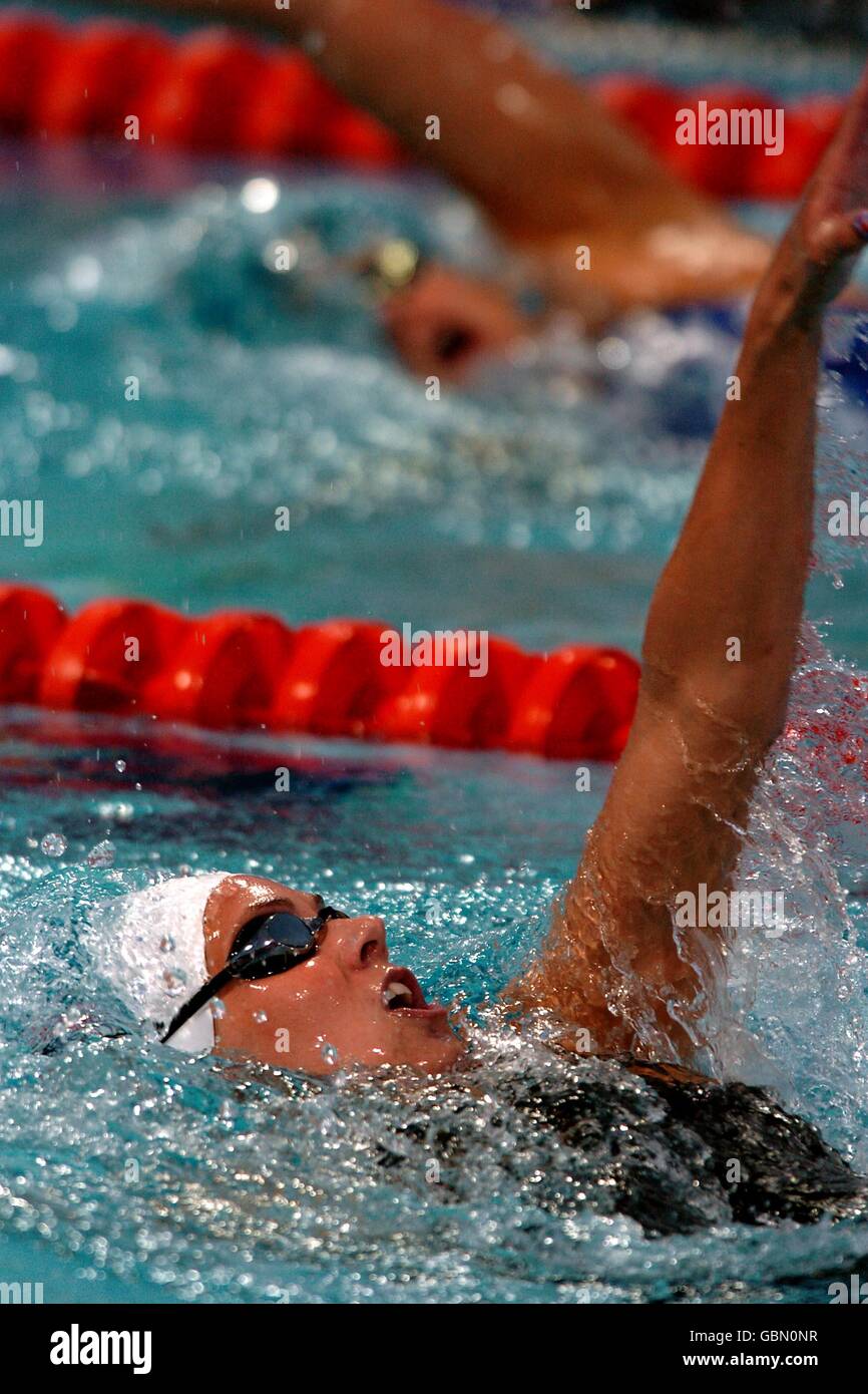 Womens 200m backstroke semi final hi-res stock photography and images ...