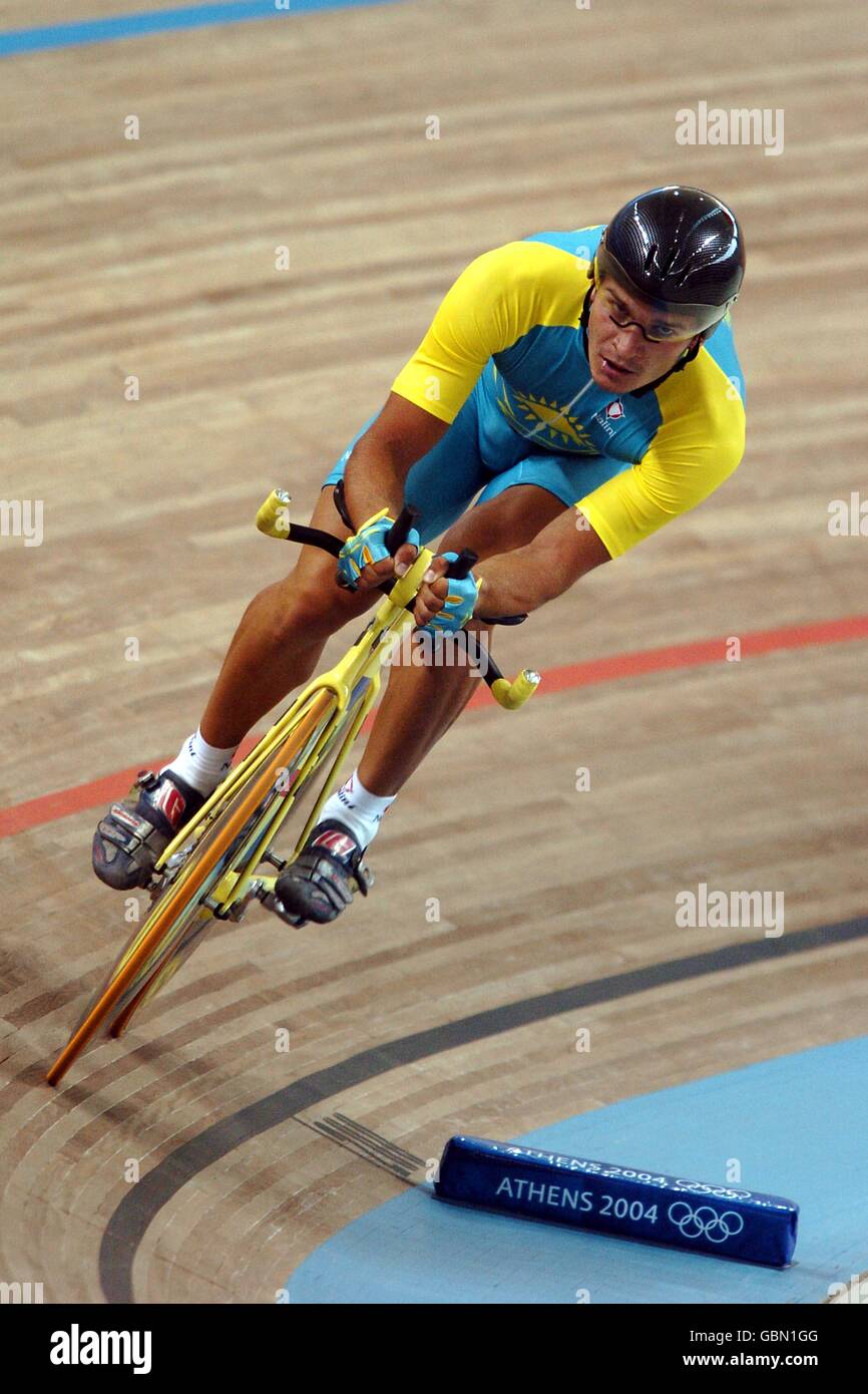 Cycling athens olympic games 2004 training hi-res stock photography and ...