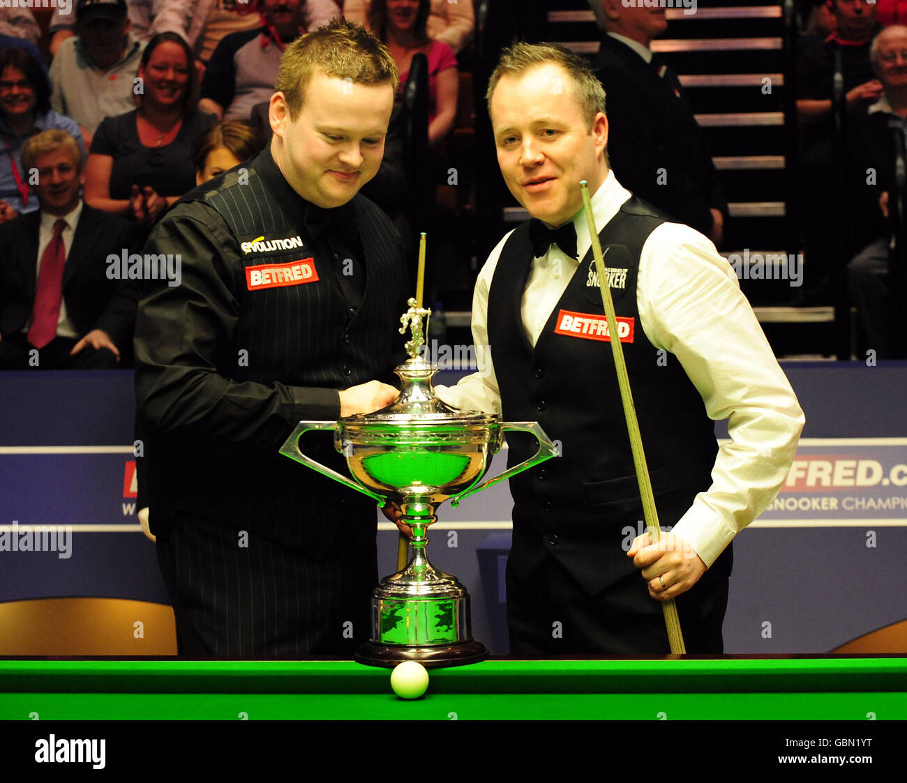 Players championship snooker trophy hi-res stock photography and images ...