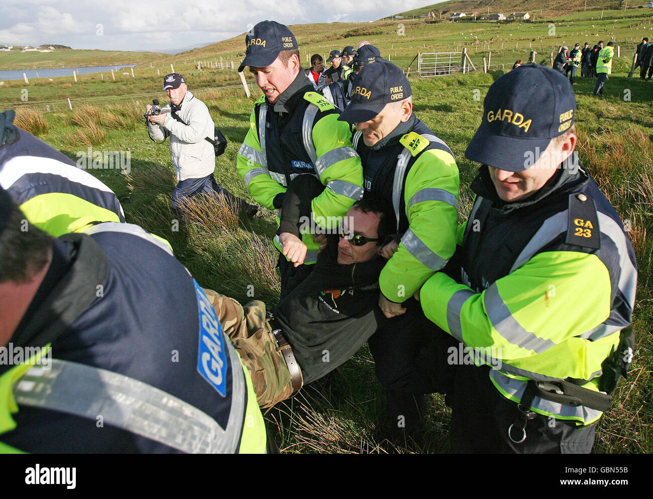Shell pipeline mayo hi-res stock photography and images - Alamy