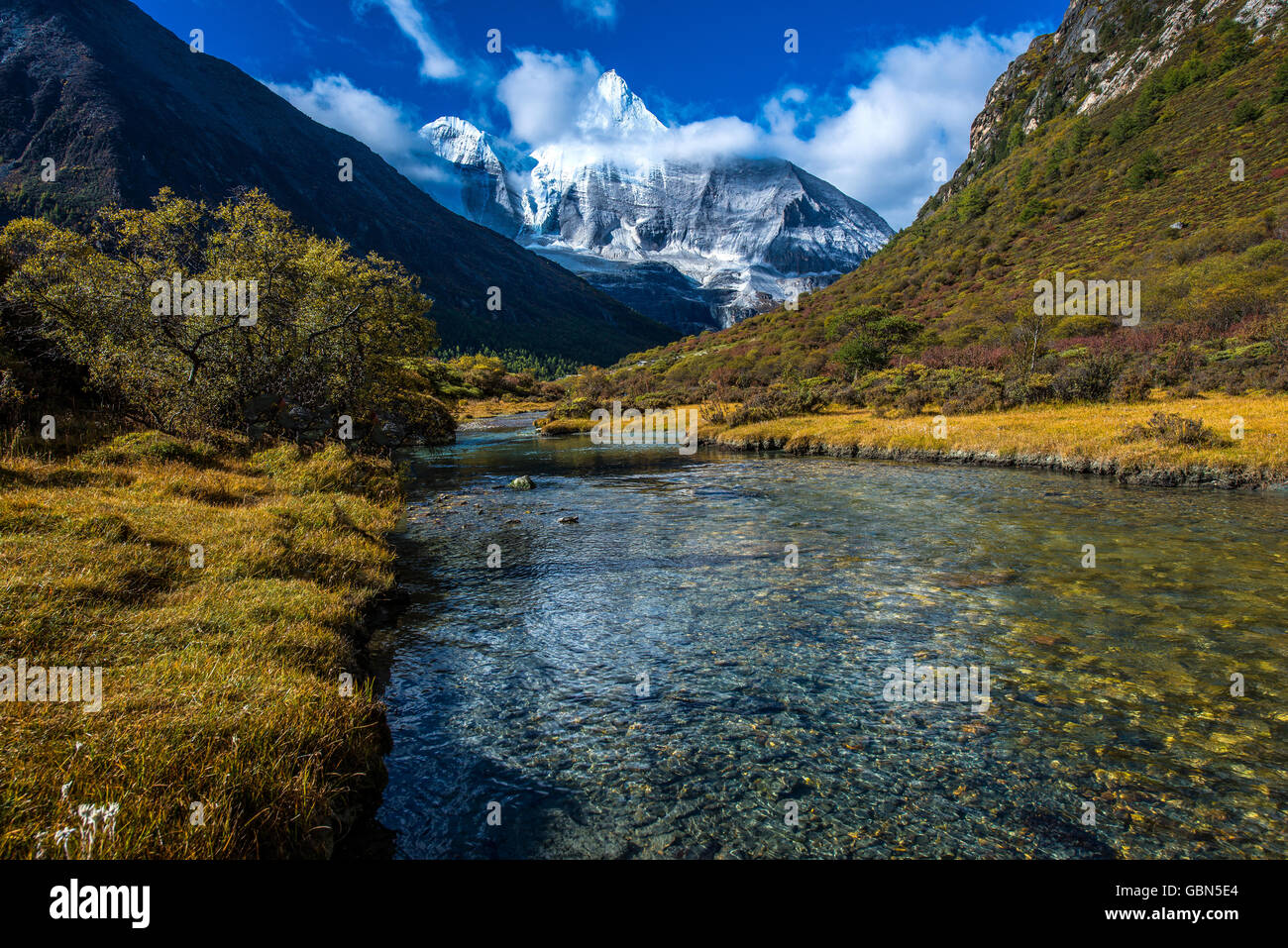 Central asia autonomous prefecture hi-res stock photography and images ...